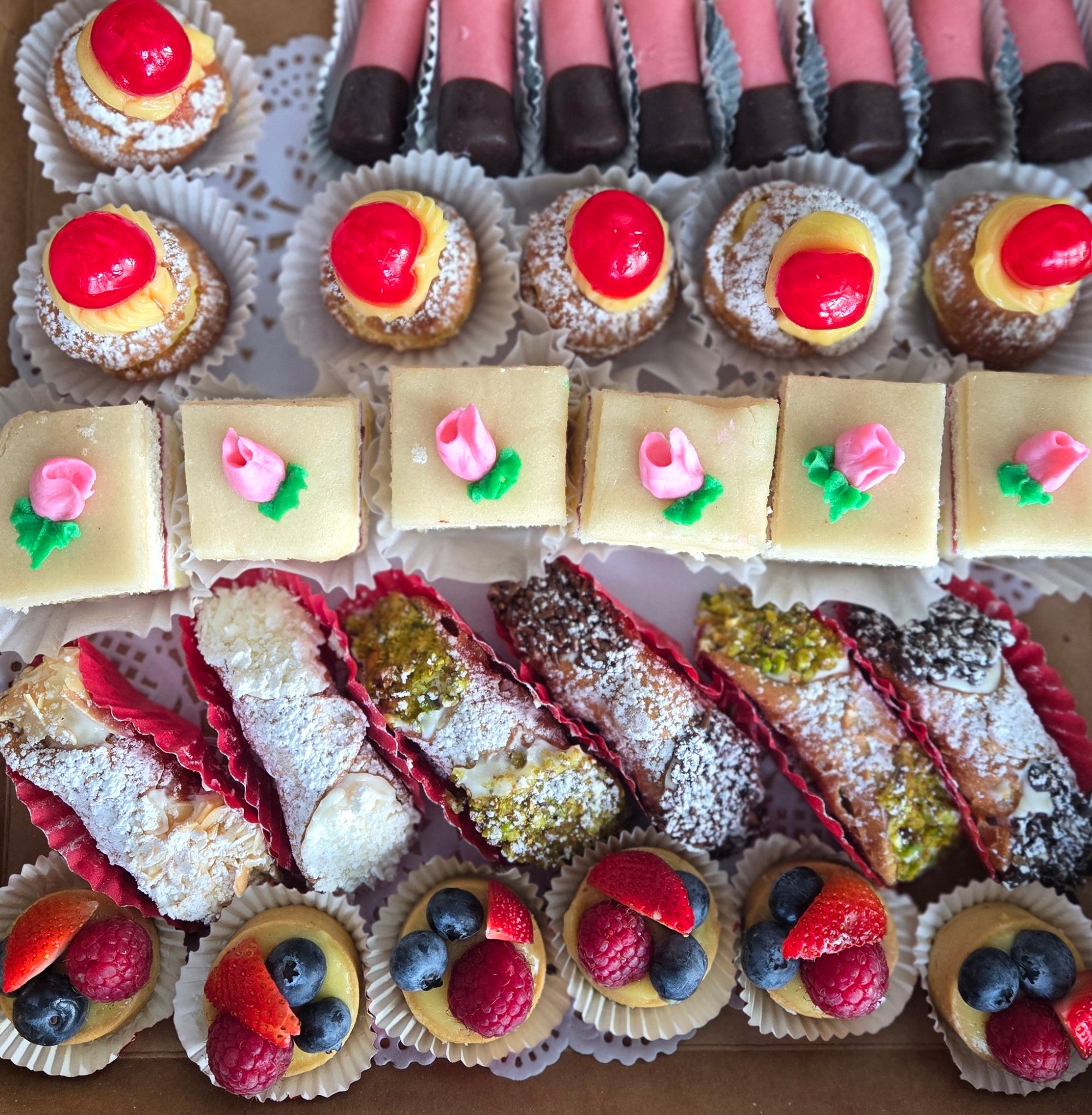 Poul's Bakery - Home