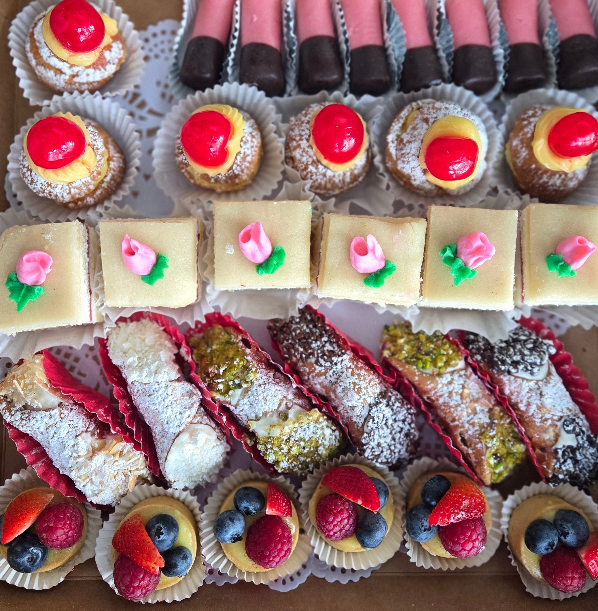 Poul's Bakery - Home